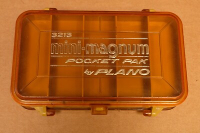 Tackle Boxes - 3213 Mini Magnum