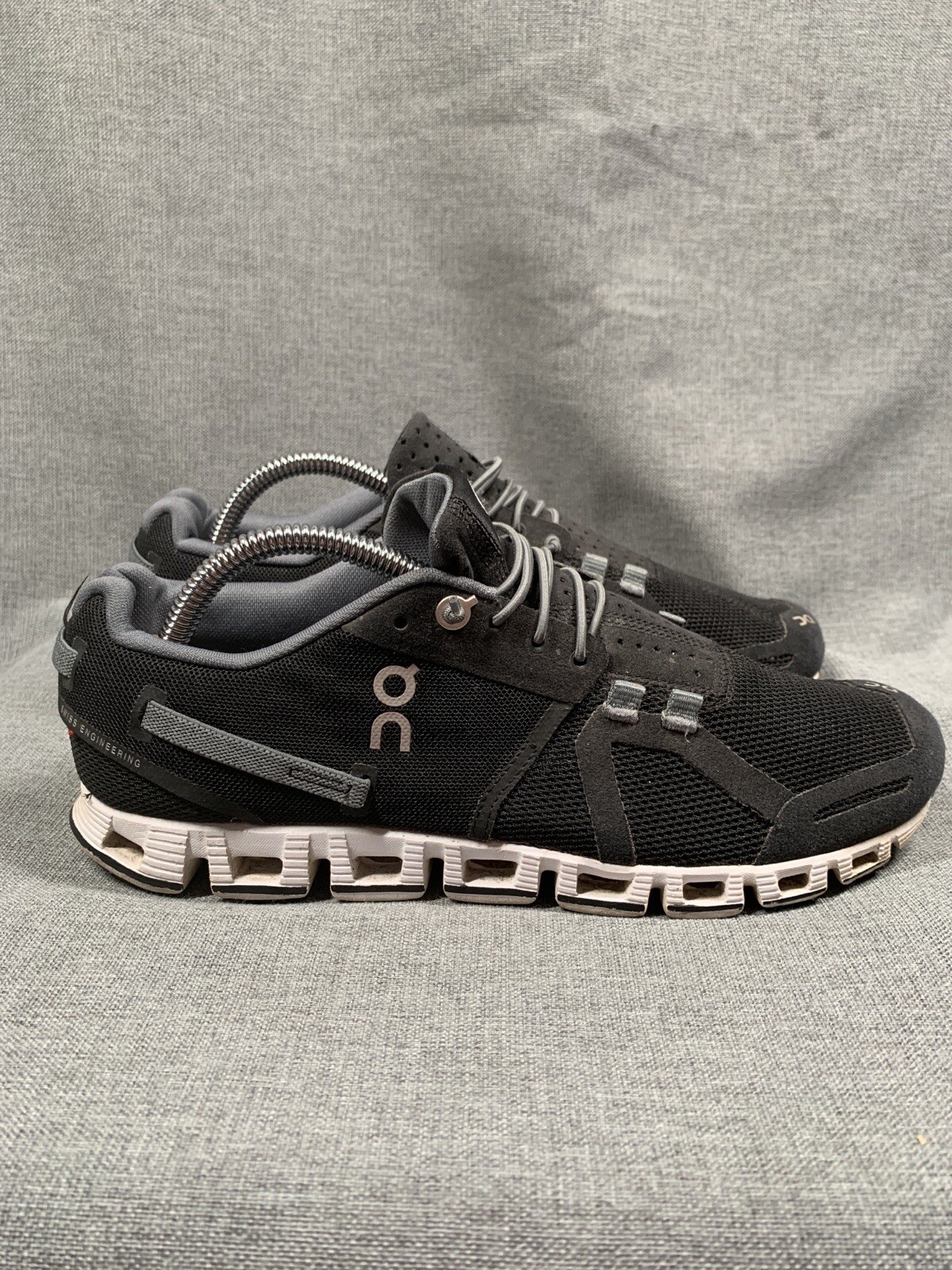 On Cloud Swiss Engineering Running Shoe Women Size US… - Gem