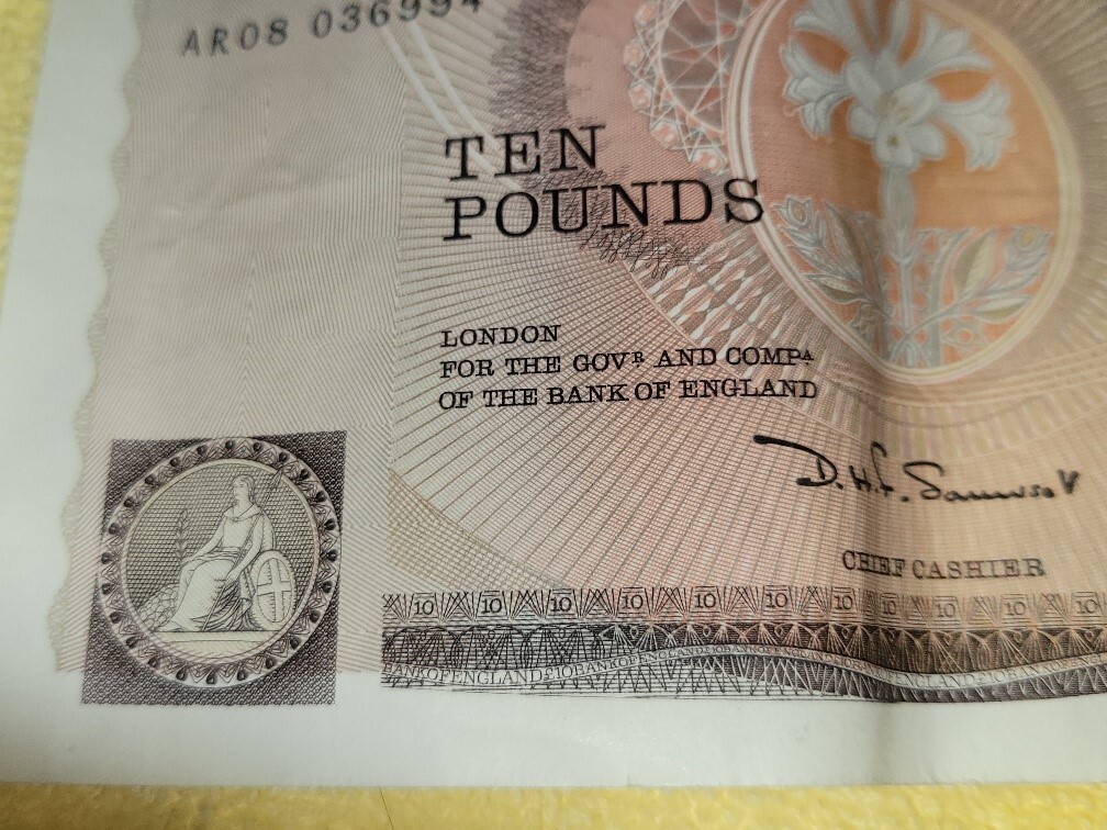 Florence Nightingale Banknote World Guernsey 5 Pounds 2010 Florence