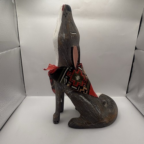 1988 Carved Wood Southwest Howling Coyote signed Hector Rascon Folk Art ...
