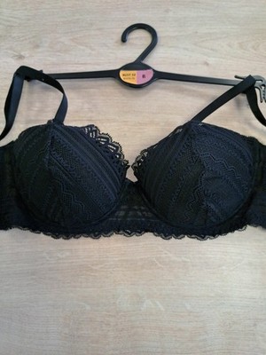 OYSHO Bra Black Padded Geometric Lace Plunge Underwired Bra - BNWOT ...