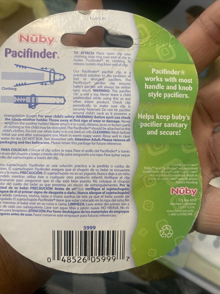 Nuby Pacifinder Pacifier Holder Clip Safe Keeper BPA Free Keeps Safe ...