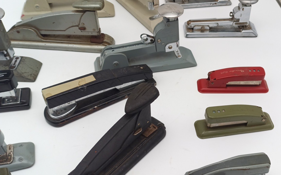 Lot Of 17 Vintage Swingline Ace Staplers - Cub, No 13, Others See ...