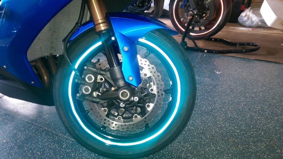 REFLECTIVE RIM STRIPES WHEEL DECALS STICKERS TAPE YAMAHA FZ6 FZ1 FZ-07 ...