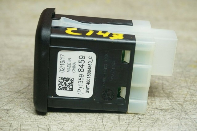 Chevrolet Traverse Console Back USB Adapter Dual Charging Port OEM 2018 ...