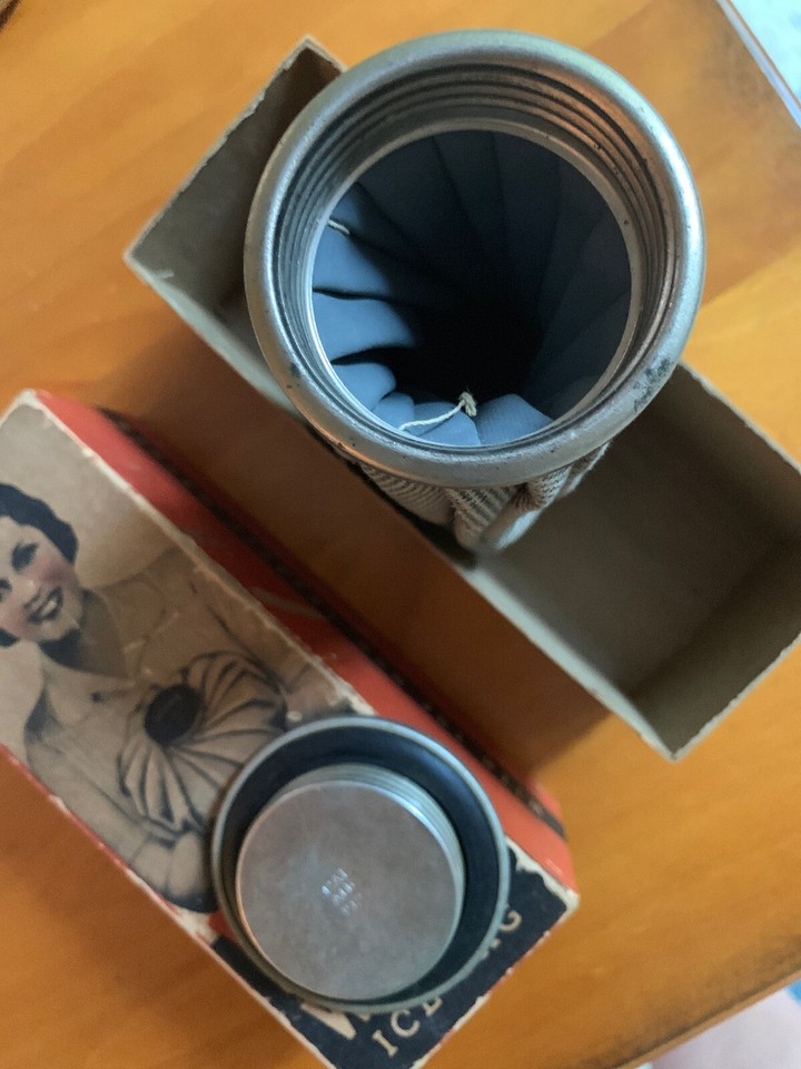 VINTAGE GENUINE WIRELESS ICE BAG W/ ORIGINAL BOX. New | eBay
