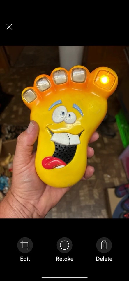 Hasbro Tickle Toes Handheld Electronic Game 2001 Wigglin Gigglin Fun | eBay