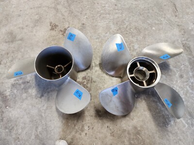 PAIR OF Z15 MERCURY CUMMINS ZEUS PROPS, 48-8M8021620, 48-8M8021610 ...