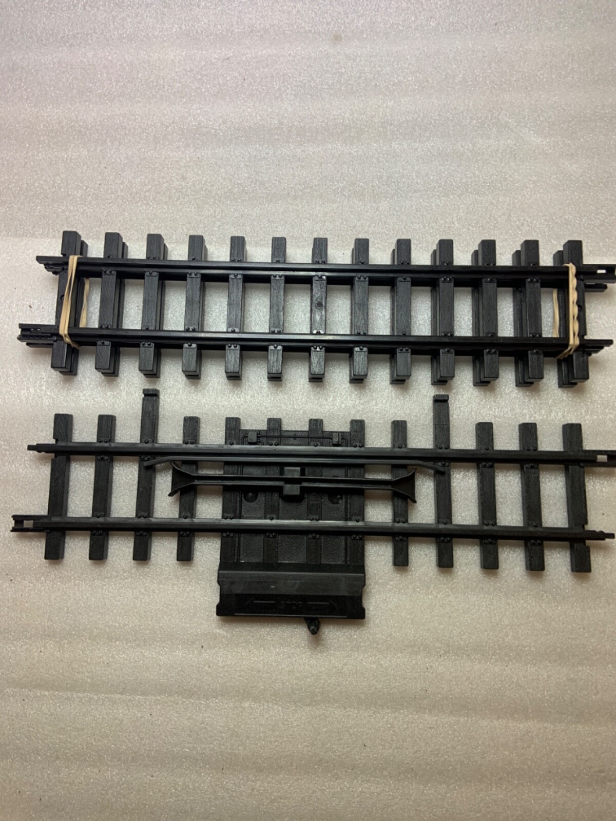 Lot Of 19 New Bright G Scale Curve & Straight Rerailer & Stop Sections ...