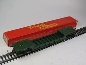 VINTAGE TRI-ANG RAILWAYS OO Gauge Bogie Well Wagon R.118 Boxed 1950s | eBay