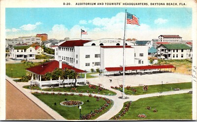 FL Daytona Beach, Auditorium and Tourists' Headquarters, Flags, WB, Unp ...