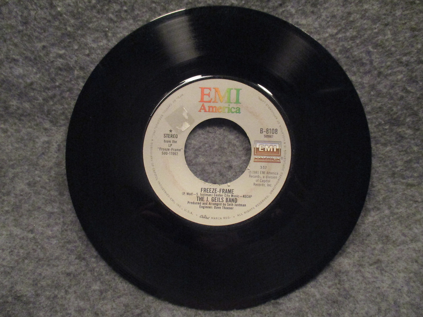 45 RPM 7" Record The J Geils Band Flamethrower & Freeze-Frame 1981 EMI ...