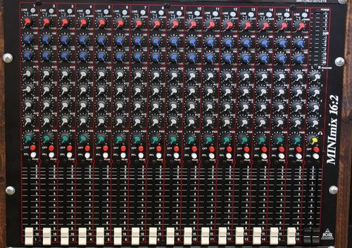 Vintage Sound Equipment: Ross MINImix 16-Channel Rackmount Stereo Mix ...