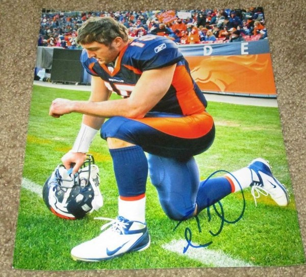 TIM TEBOW SIGNED AUTOGRAPHED DENVER BRONCOS 8X10 PHOTO (EXACT PROOF ...