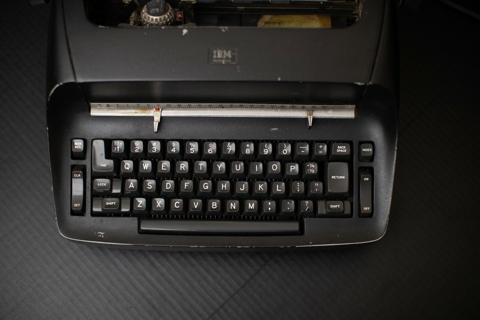 IBM Selectric 1 Typewriter (Black) In Perfect Working Condition. All ...