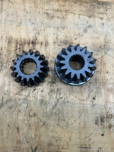 M805260 M805263 John Deere 770 790 gear set | eBay
