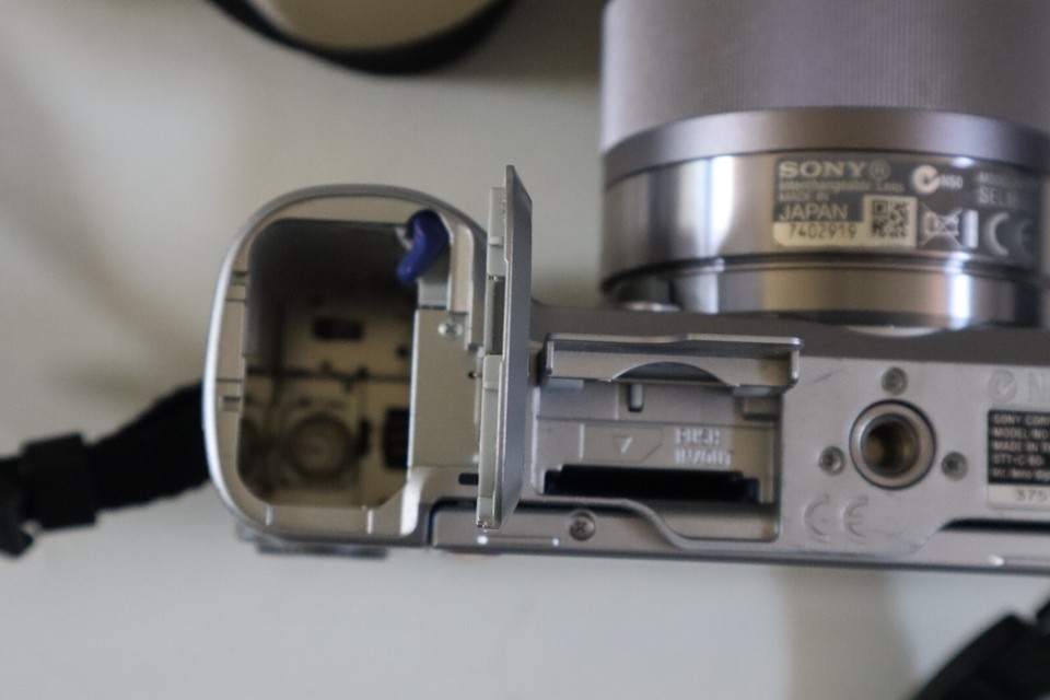 Sony Alpha NEX-F3 Digital Camera With SEL 1855 Lens | eBay