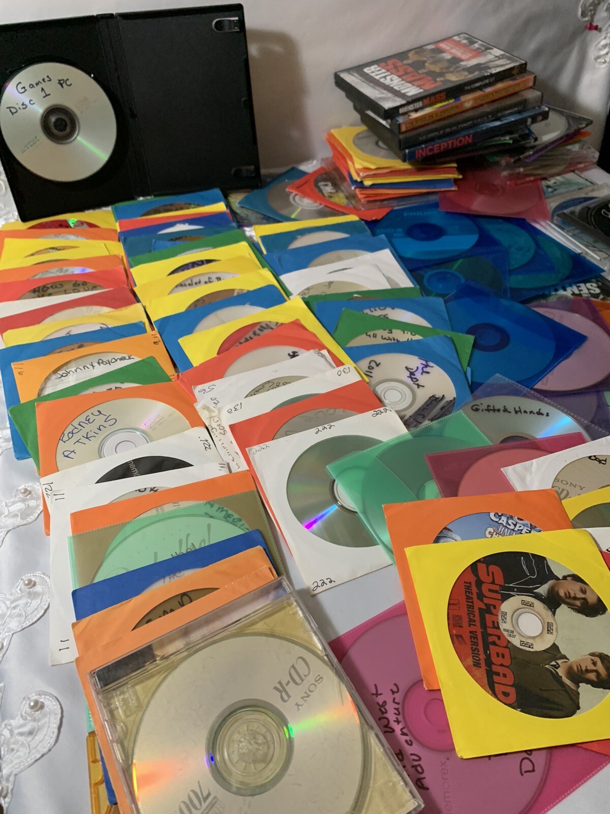 Mixed Lot of 147 Discs HP Invent CD-RW, Sony DVD-R, Maxell CD-R ...