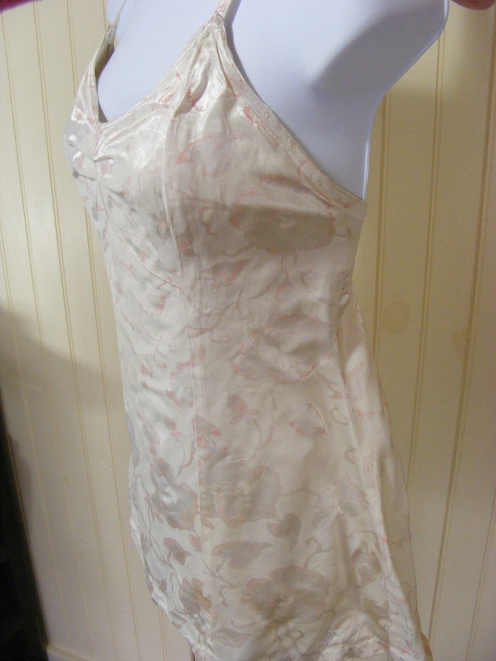 30S SKIRTED BATHING SUIT IVORY SATIN PEACH FLORAL PRINT TINTS S VINTAGE ...
