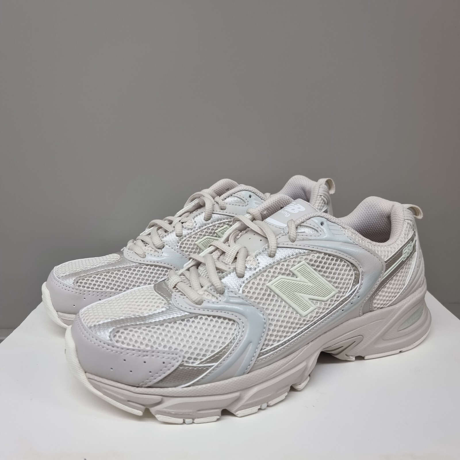 NEW BALANCE 530 "MOONBEAM" TRAINERS (MR530AA1) | eBay