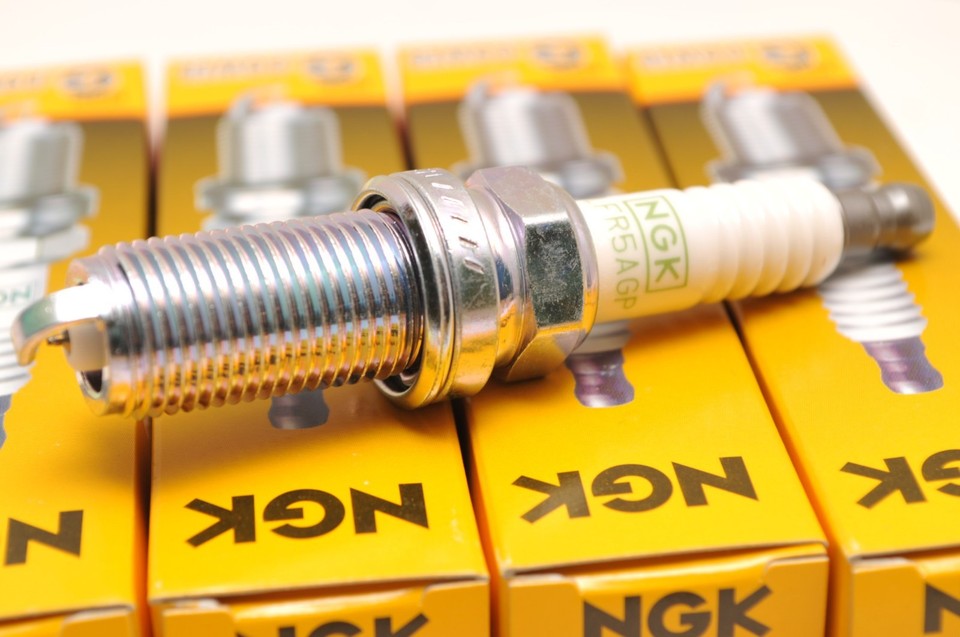 (4) NGK LFR5AGP 5018 Spark Plug Plugs Bougies - Lot of Four / Lot de ...