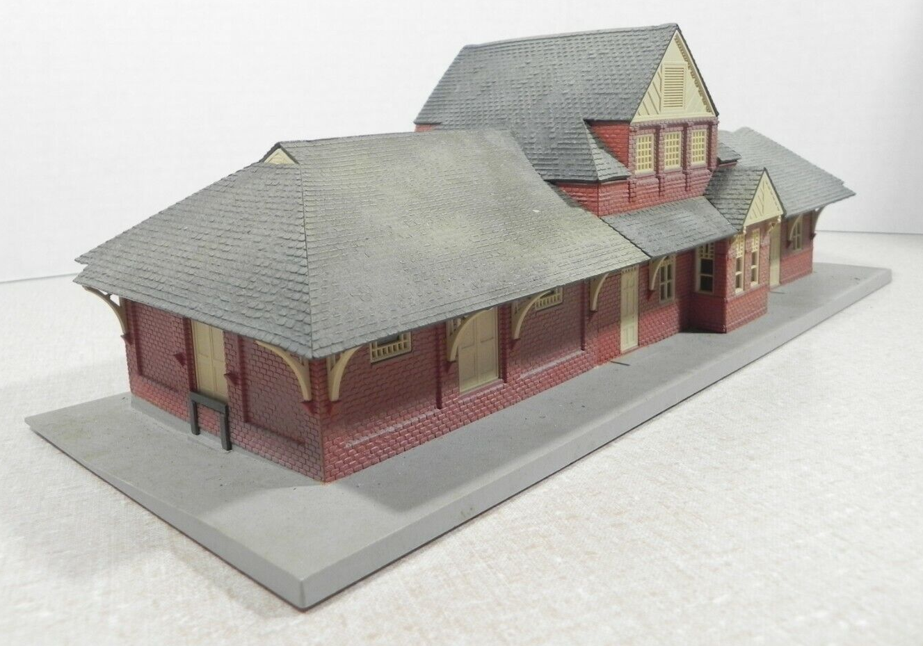 HO BUILDING RAILROAD STATION DEPOT | eBay