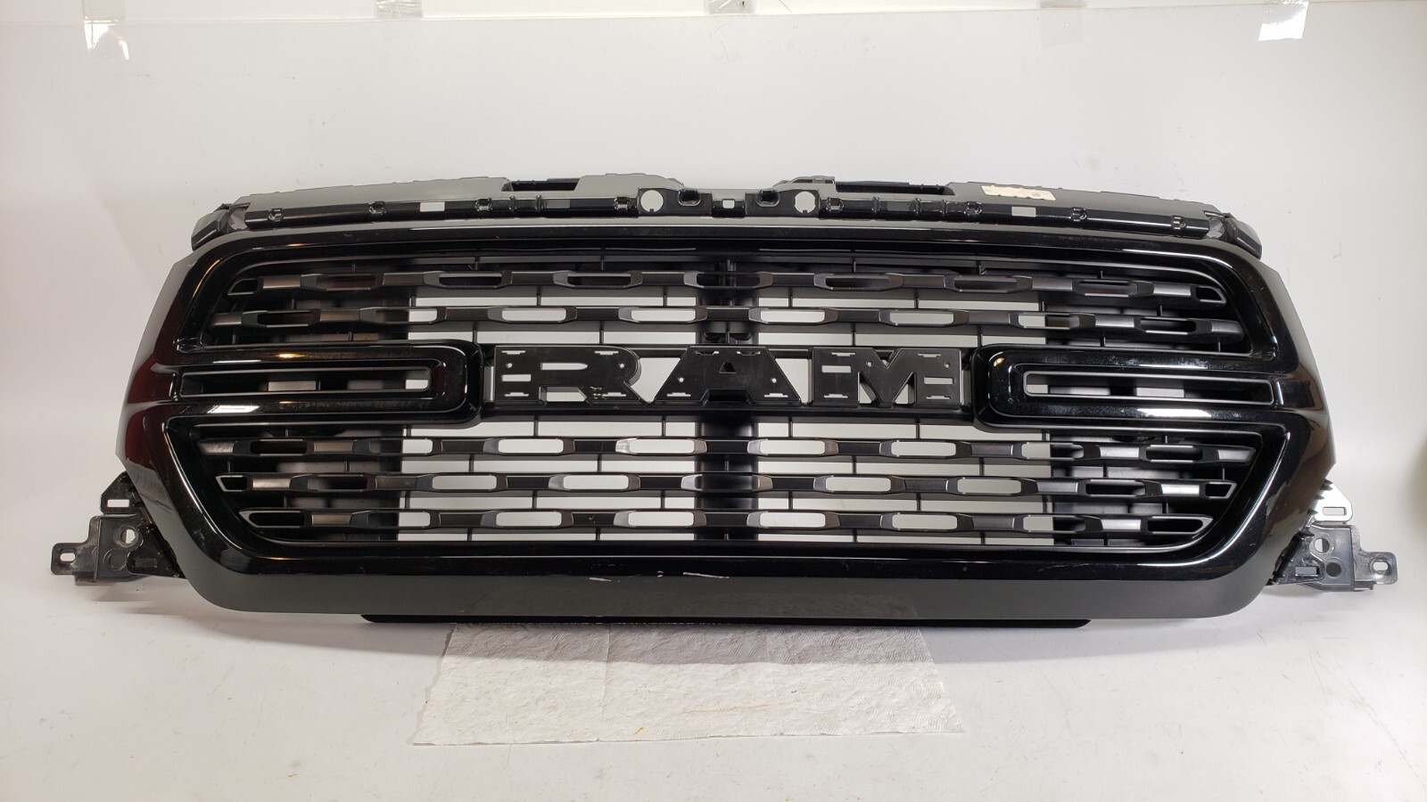 2019 Dodge RAM 1500 Front Grille OEM 68366528 Y13 for sale online | eBay