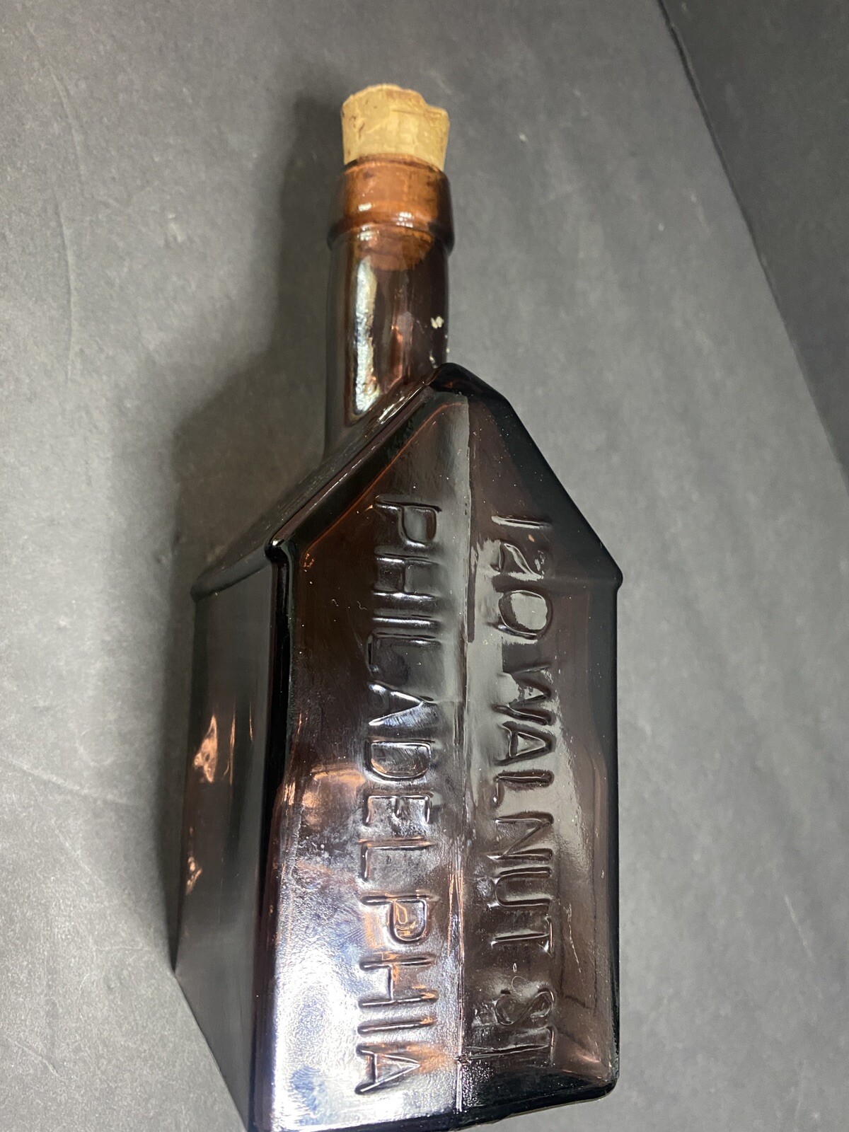 VINTAGE E.C. BOOZ'S OLD CABIN WHISKEY BOTTLE PURPLE Philadelphia, PA ...