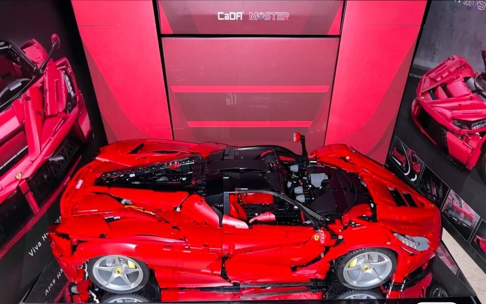 CADA Technic Ferrari LaFerrari, Race Car Model Building Kit, 1:8 Scale ...