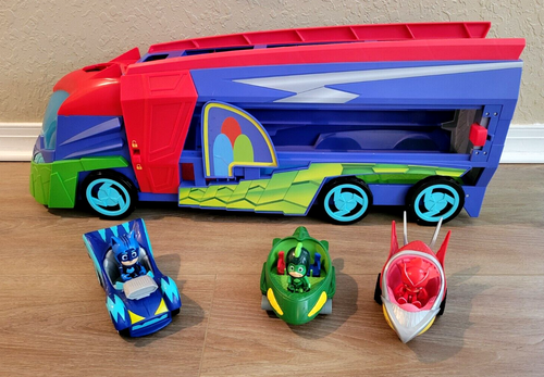 PJ Masks Transforming 2 in 1 Mobile HQ Playset W/ Figures & Vehicles ...