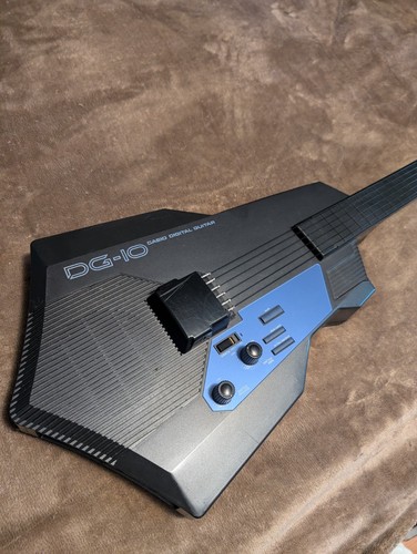 Casio DG-10 Synthesizer Digital Guitar (No Battery Cover) | eBay