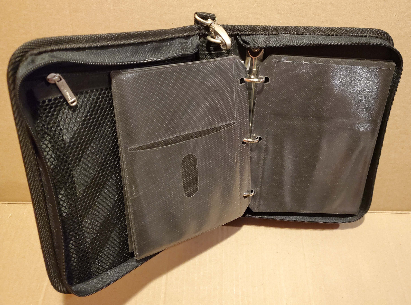 A.L.S. Industries Carrying Case Case for PSone/PlayStation 2/GameCube ...