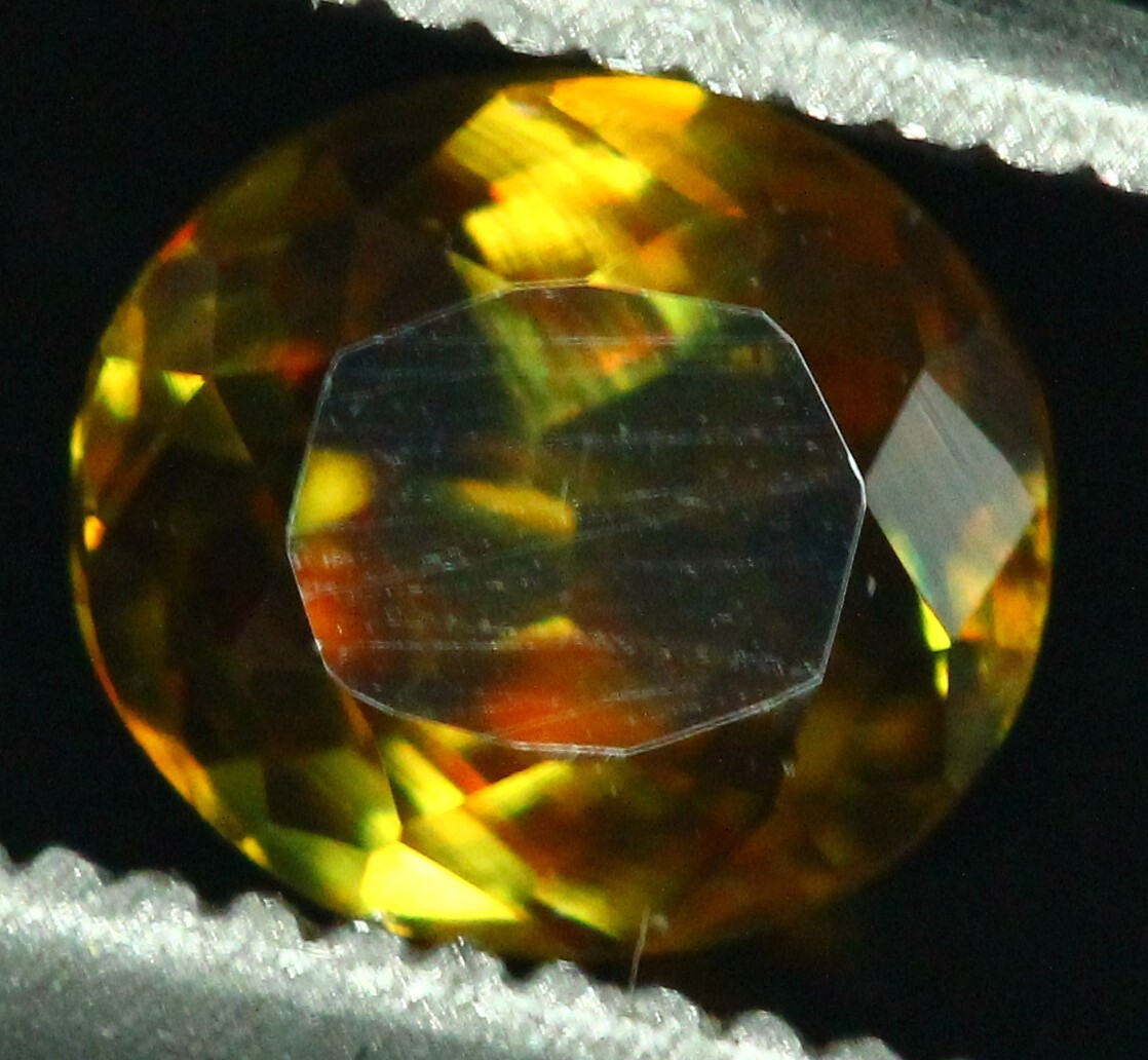 0.37 ct RARE COLOR CHANGE NATURAL SPHENE/TITANITE OVAL CUT GEMSTONE ...