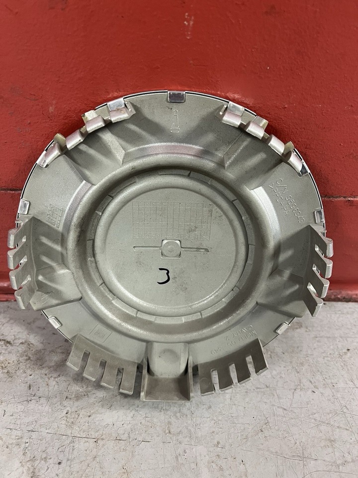 Chevy Center Cap Hubcap Silverado Tahoe Z71 9596343 OEM Wheel Genuine ...