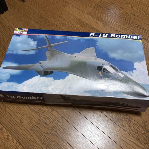 Revell 1/48 B-1B Bomber Level Monogram | eBay