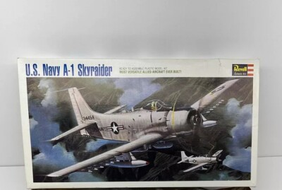 Revell Aircraft Plastic Model Kit 0261R0100 U.S.Navy A-1 Skyraider H ...