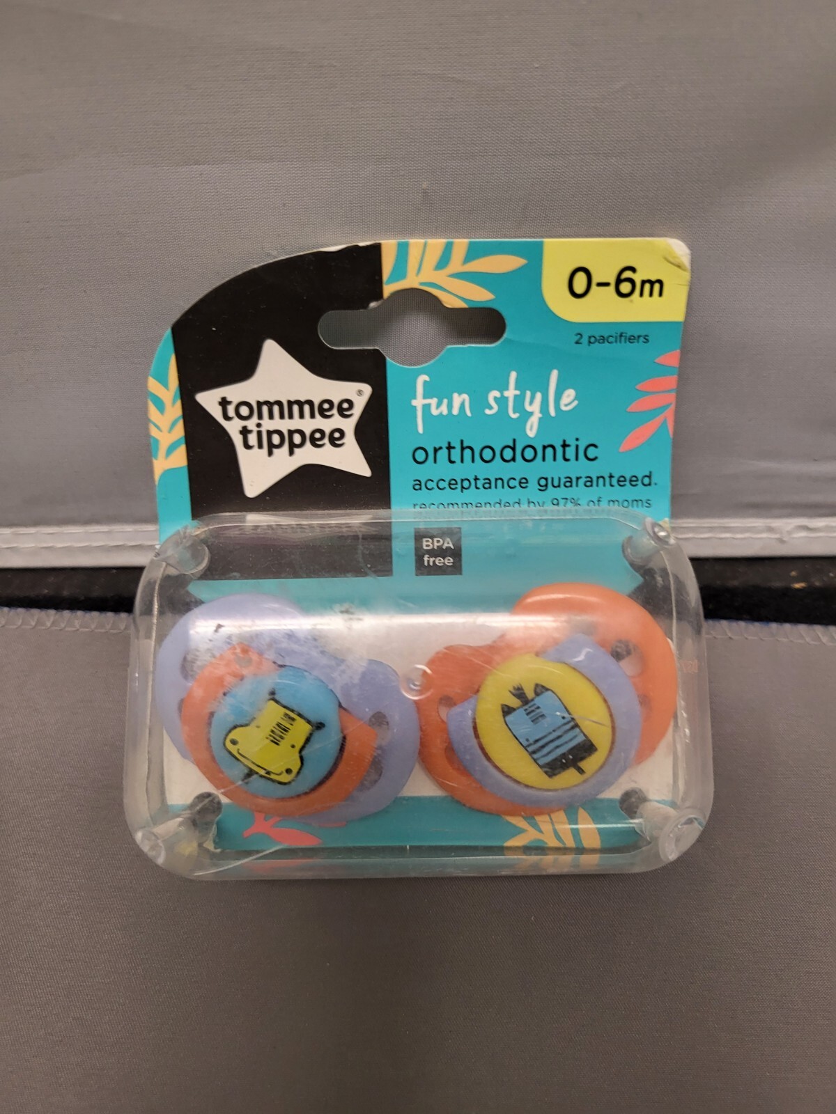 Tommee Tippee Fun Style Animals - 2 Orthodontic Pacifiers 0-6 Month ...