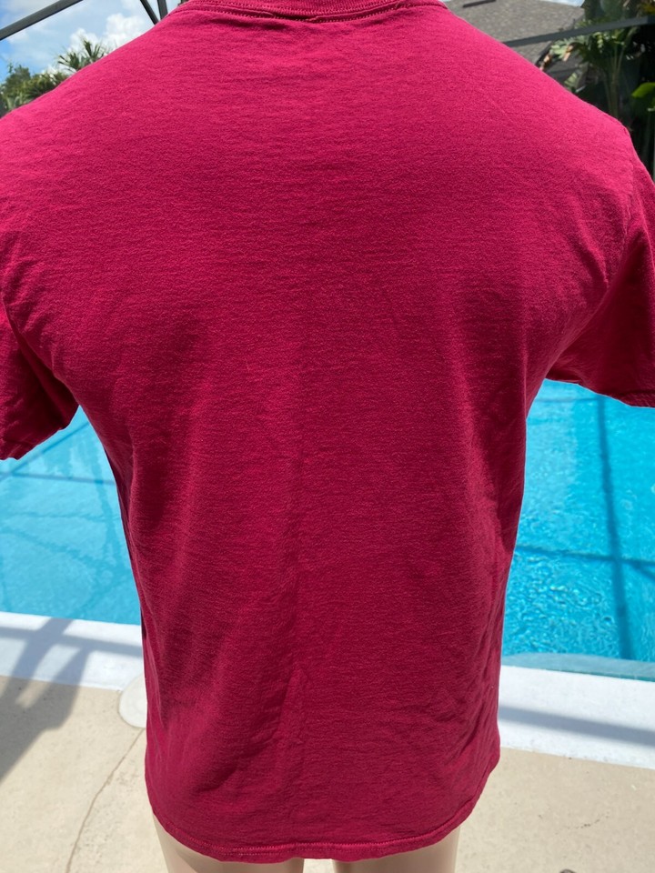 Disney Current Mood #37 Grumpy/Snow White T shirt mens Red M Medium | eBay