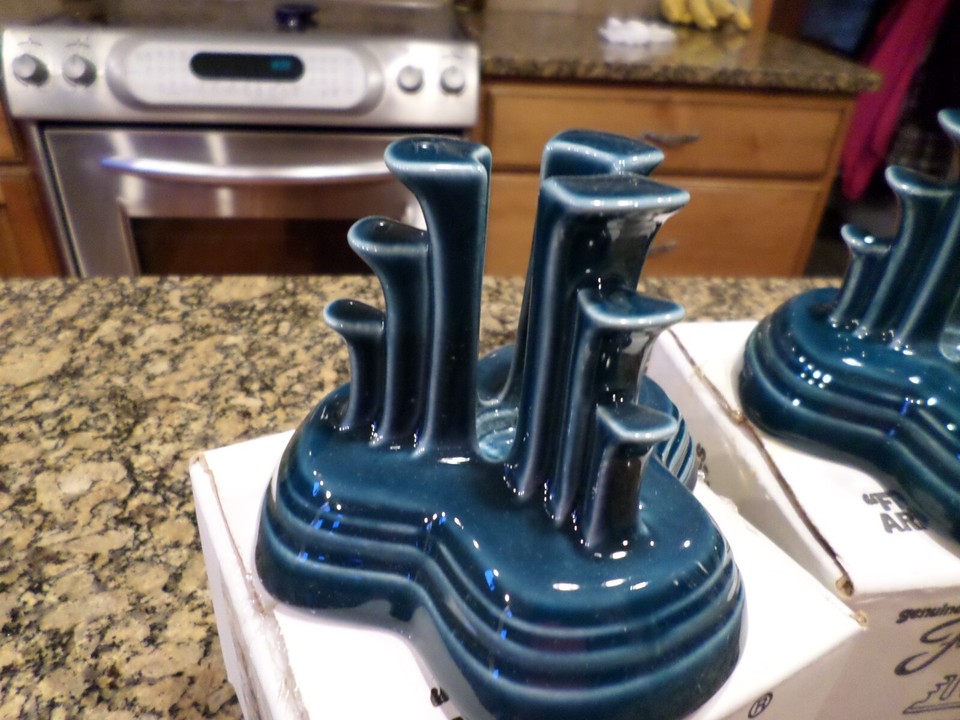 Two Fiesta Juniper Pyramid Candlestick Holders Tripod Retired candle ...