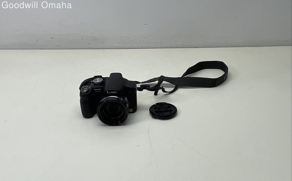 Panasonic Lumix DMC-FZ18 Digital Camera NO BATTERY! UNTESTED! FOR PARTS ...