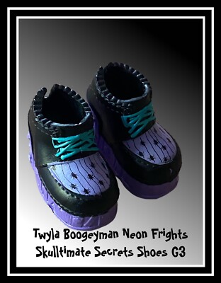 Monster High G3 Twyla Boogeyman Skulltimate Secrets Neon Frights Shoes ...