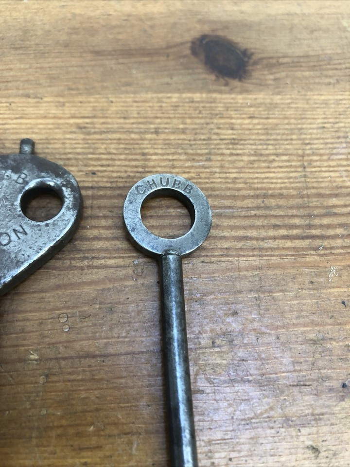 Royal Mail G.P.O. Post Box Keys Chubb London Metal Keys | eBay