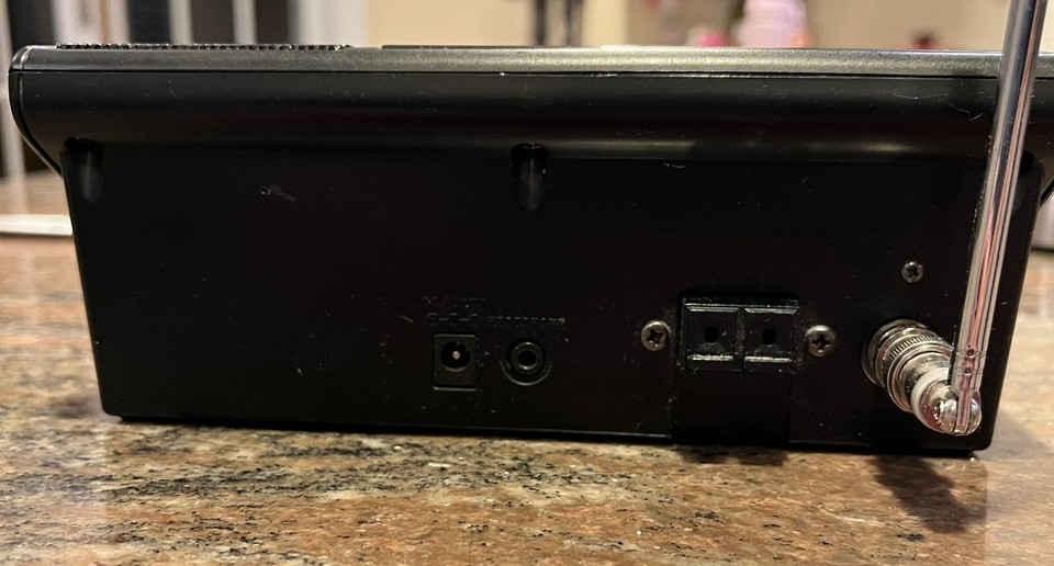 Uniden Bearcat BC340CRS Desktop Scanner **Squelch Issue** Please Read ...