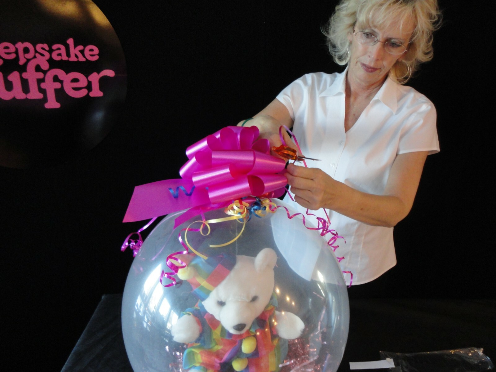 Balloon Stuffing Machine Keepsake Stuffer a classy way to wrap your ...