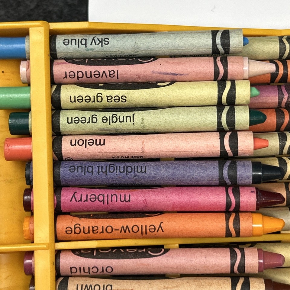 Vintage Crayola Crayon Set Yellow Case Tiered Display Sharpener 72 Used ...