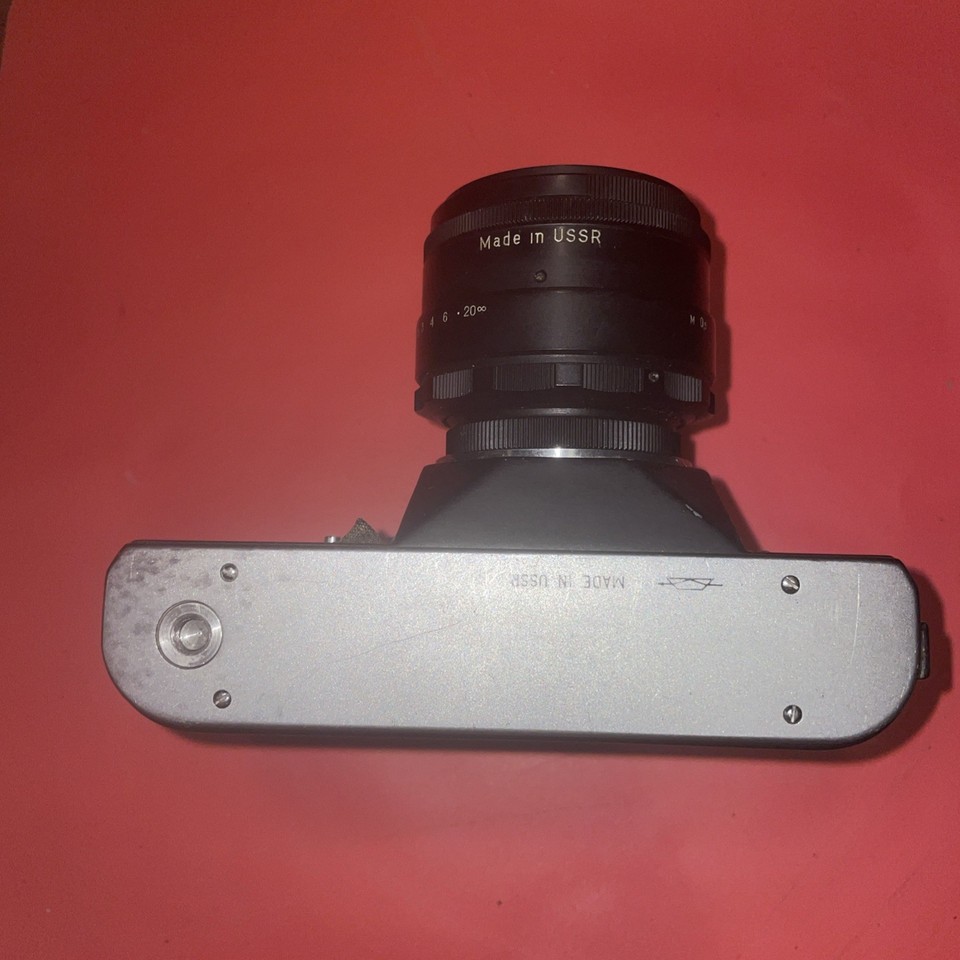 Camera Zenit E with Helios 44-2 F2/58mm Lens and Original Carry Case ...