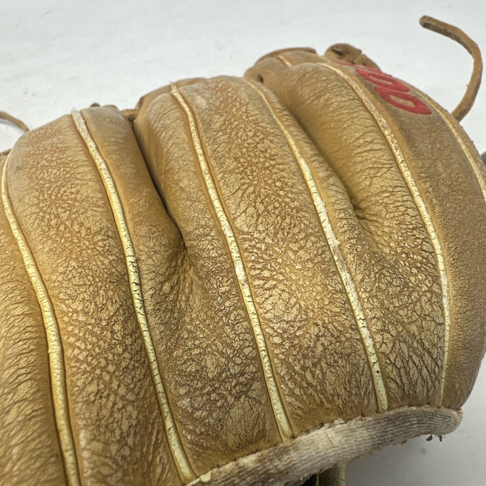Wilson Youth A700 Beige 11 1/4” RHT Baseball Glove Brown Tan ...