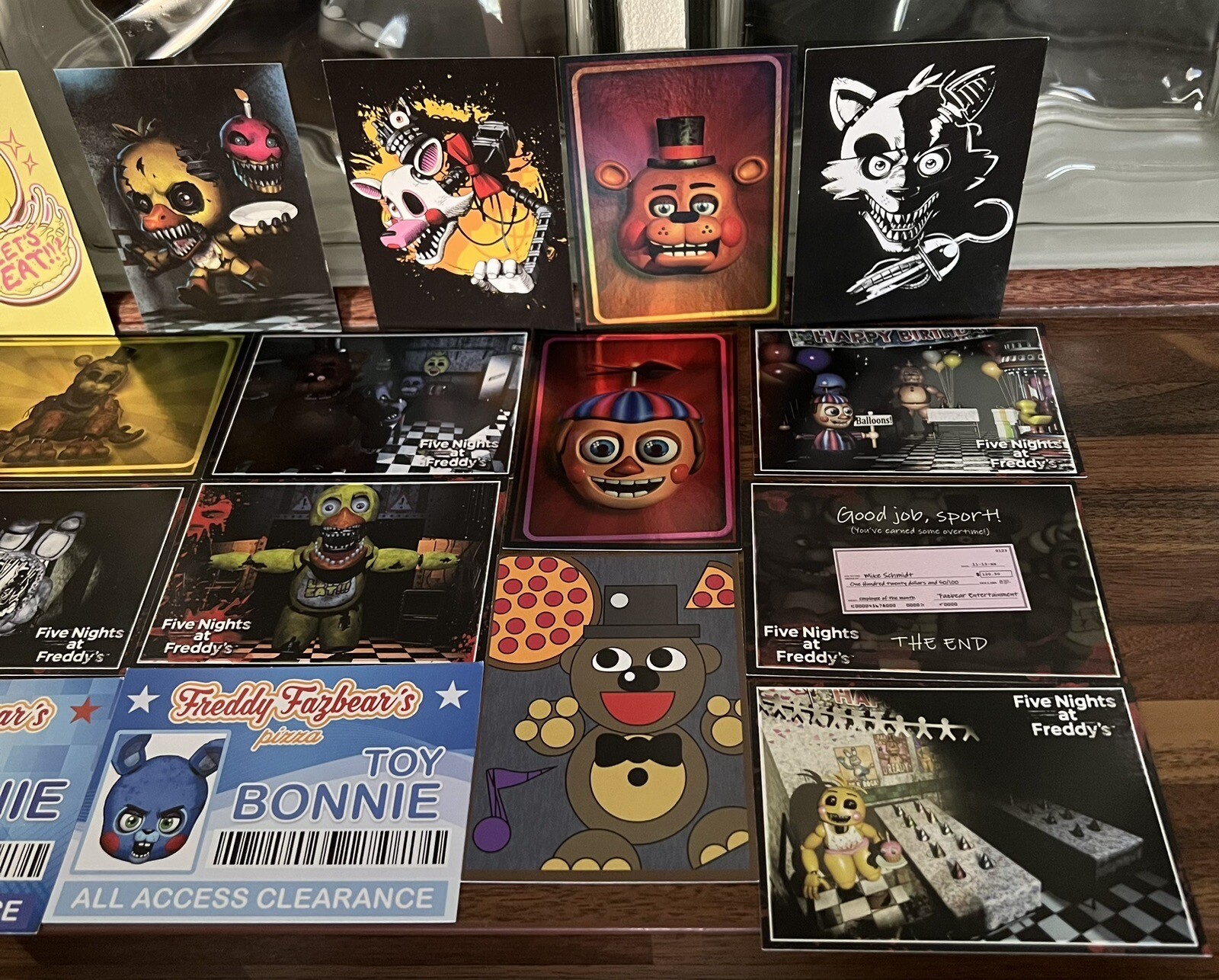 FNAF - FIVE NIGHTS AT FREDDY'S 20 x TRADING CARDS SET - Includes 3 ...