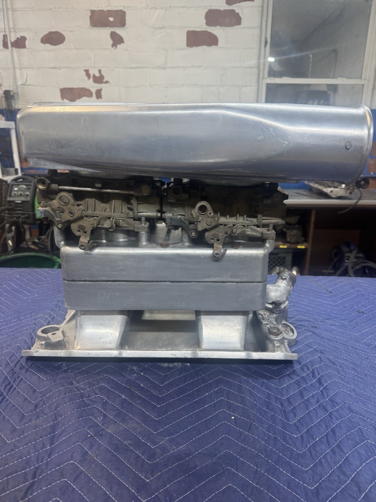 Edelbrock High rise Intake | eBay