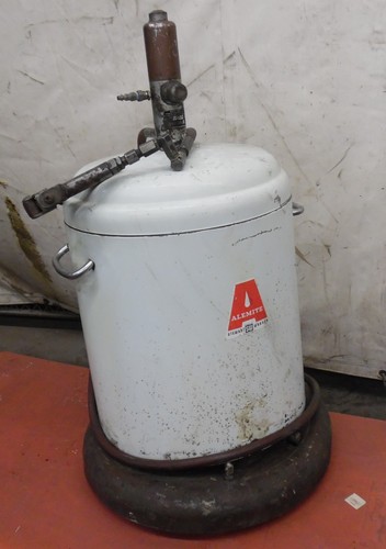 ALEMITE GREASE/LUBE DISPENSER, 5 GALLON, OVERALL SIZE: 19" X 19" X 34 ...